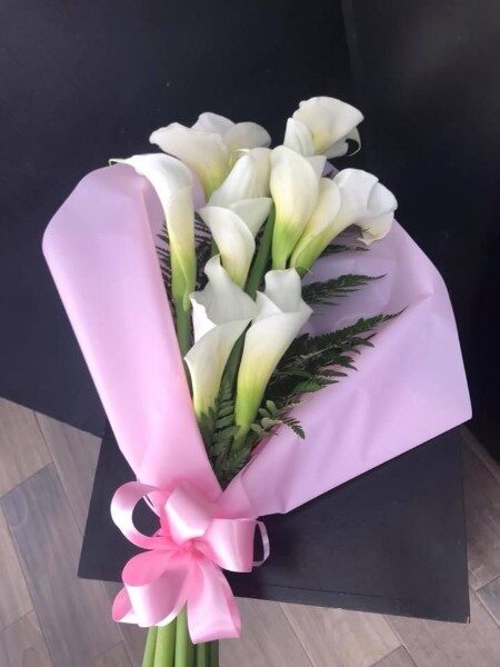 El encanto de un ramo de alcatraces: elegancia y frescura para tu hogar